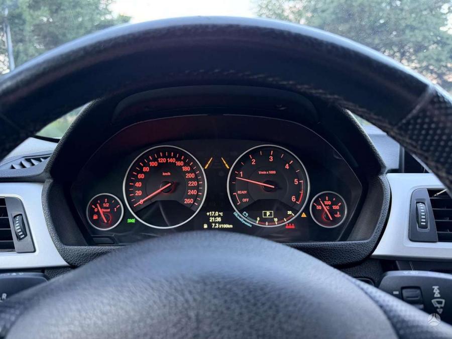 Balts BMW 320 2012 Viļņa, ar dzinēja tilpumu 2.00 L un nobraukumu 299 tūkst. km par 6850 €, foto 20 vietnē AUTOMOTO.COM.LV