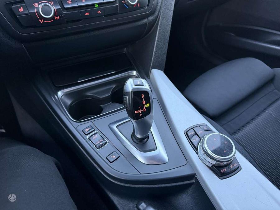 Balts BMW 320 2012 Viļņa, ar dzinēja tilpumu 2.00 L un nobraukumu 299 tūkst. km par 6850 €, foto 22 vietnē AUTOMOTO.COM.LV