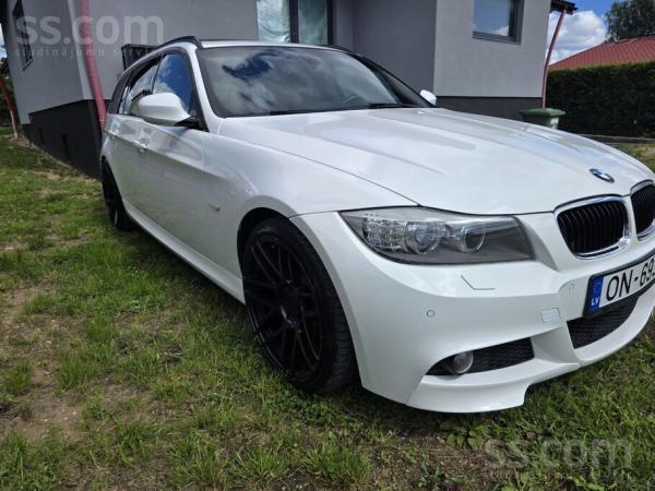 Balts BMW 320 2012 Tukums, ar dzinēja tilpumu 2.00 L un nobraukumu 293 tūkst. km par 6850 €, foto 3 vietnē AUTOMOTO.COM.LV
