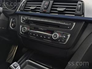 White BMW 320 2012 in Tukums, with an engine capacity of 2.00 L and mileage of 335 thousand km for 10500 €, photo 16 on AUTOMOTO.COM.LV