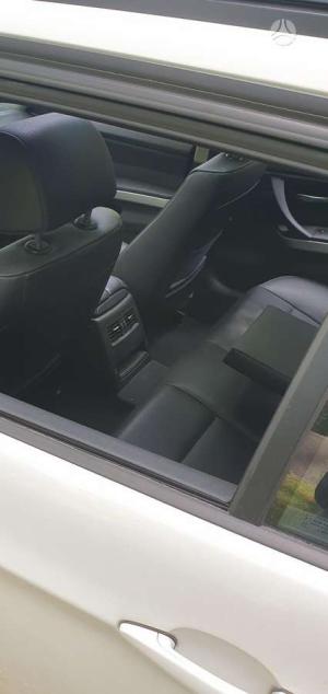 White BMW 320 2012 in Vilnius, with an engine capacity of 2.00 L and mileage of 233 thousand km for 8399 €, photo 10 on AUTOMOTO.COM.LV