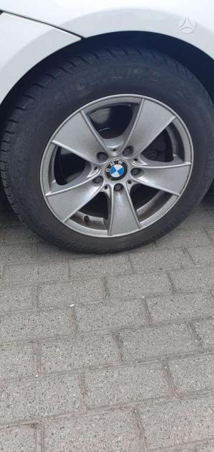 White BMW 320 2012 in Vilnius, with an engine capacity of 2.00 L and mileage of 233 thousand km for 8399 €, photo 29 on AUTOMOTO.COM.LV