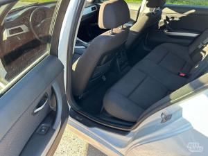 Balts BMW 320 2012 Marijampole, ar dzinēja tilpumu 2.00 L un nobraukumu 256 tūkst. km par 3499 €, foto 12 vietnē AUTOMOTO.COM.LV