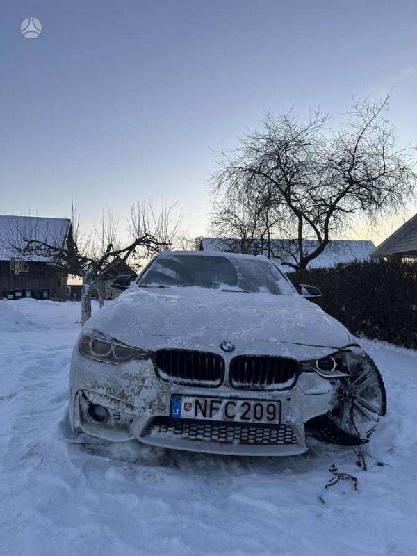 Balts BMW 320 2013 Kėdainiai, ar dzinēja tilpumu 2.00 L un nobraukumu 352 tūkst. km par 5999 €, foto 2 vietnē AUTOMOTO.COM.LV