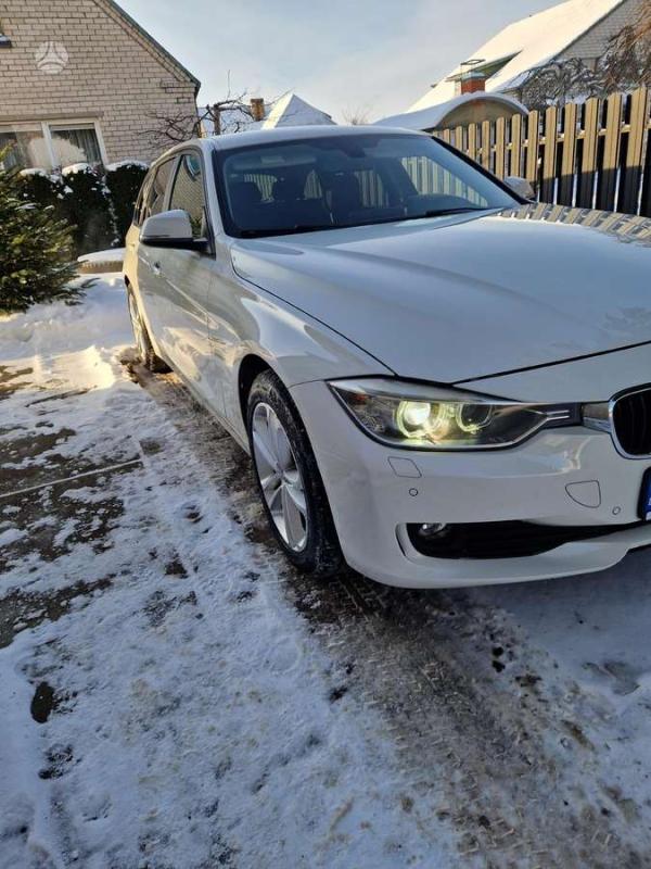 White BMW 320 2013 in Kelme, with an engine capacity of 2.00 L and mileage of 229 thousand km for 7800 €, photo 3 on AUTOMOTO.COM.LV