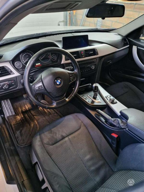 White BMW 320 2013 in Kelme, with an engine capacity of 2.00 L and mileage of 229 thousand km for 7800 €, photo 6 on AUTOMOTO.COM.LV