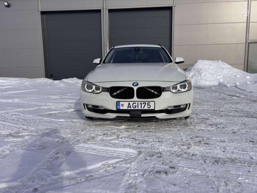 Balts BMW 320 2013 Kauņa, ar dzinēja tilpumu 2.00 L un nobraukumu 291 tūkst. km par 8200 €, foto 2 vietnē AUTOMOTO.COM.LV