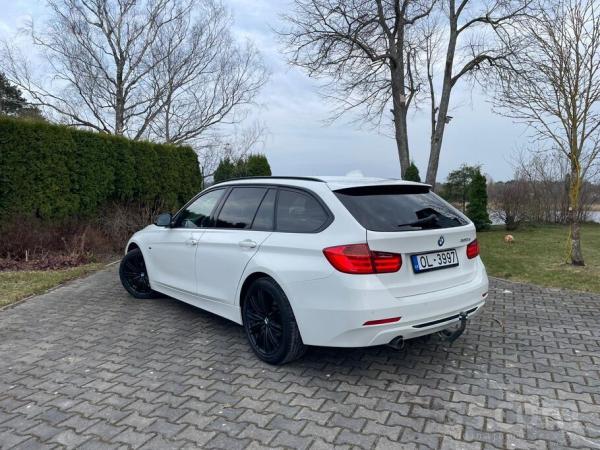 White BMW 320 2013 in Riga, with an engine capacity of 2.00 L and mileage of 240 thousand km for 9300 €, photo 4 on AUTOMOTO.COM.LV