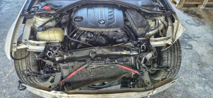 White BMW 320 2013 in Rokiskis, with an engine capacity of 2.00 L and mileage of 319 thousand km for 4150 €, photo 33 on AUTOMOTO.COM.LV