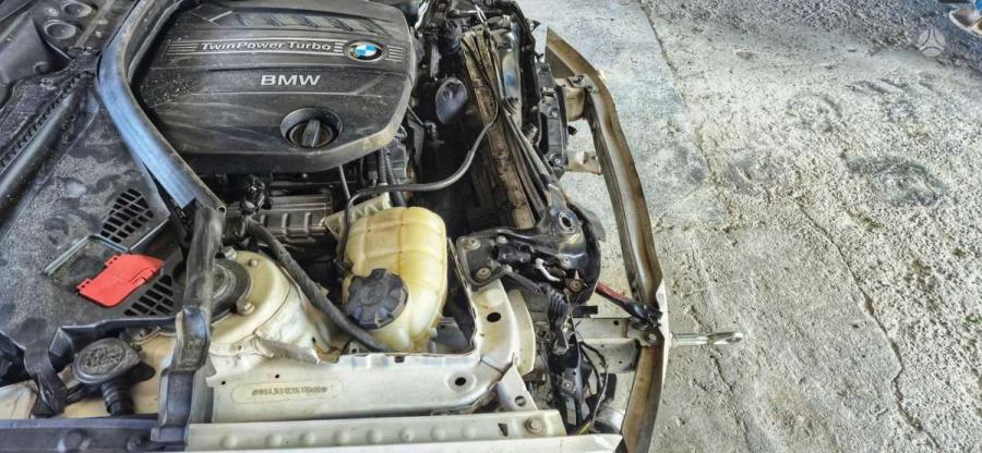 White BMW 320 2013 in Rokiskis, with an engine capacity of 2.00 L and mileage of 319 thousand km for 4150 €, photo 34 on AUTOMOTO.COM.LV