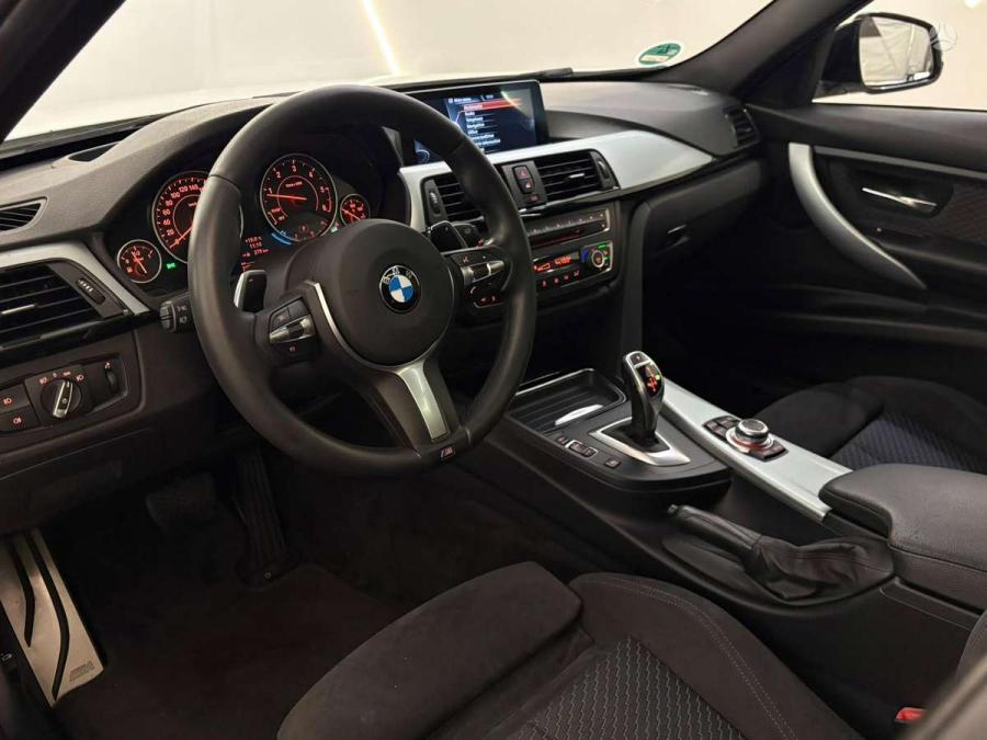 White BMW 320 2013 in Marijampole, with an engine capacity of 2.00 L and mileage of 238 thousand km for 10750 €, photo 3 on AUTOMOTO.COM.LV