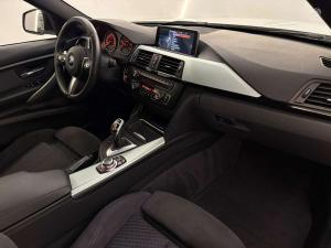 White BMW 320 2013 in Marijampole, with an engine capacity of 2.00 L and mileage of 238 thousand km for 10750 €, photo 13 on AUTOMOTO.COM.LV