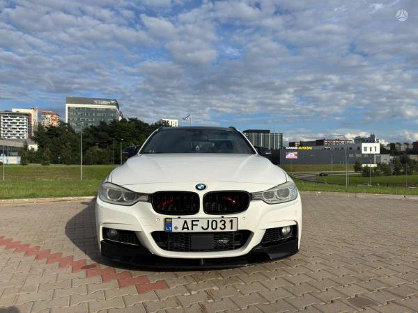 White BMW 320 2013 in Vilnius, with an engine capacity of 2.00 L and mileage of 256 thousand km for 10250 €, photo 3 on AUTOMOTO.COM.LV