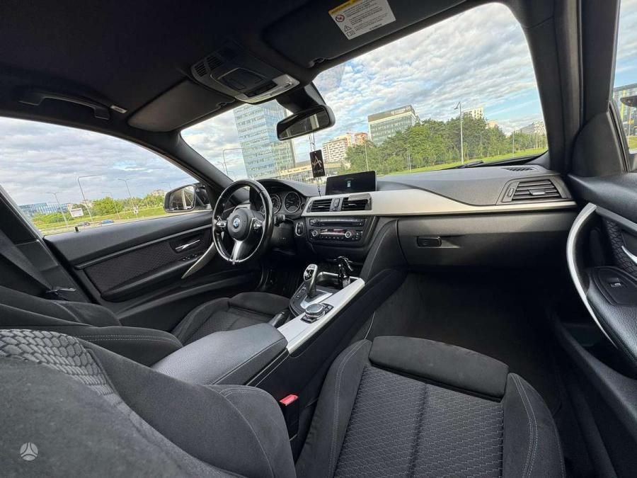 White BMW 320 2013 in Vilnius, with an engine capacity of 2.00 L and mileage of 256 thousand km for 10250 €, photo 22 on AUTOMOTO.COM.LV