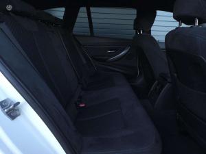 White BMW 320 2013 in Kaunas, with an engine capacity of 2.00 L and mileage of 300 thousand km for 9500 €, photo 13 on AUTOMOTO.COM.LV