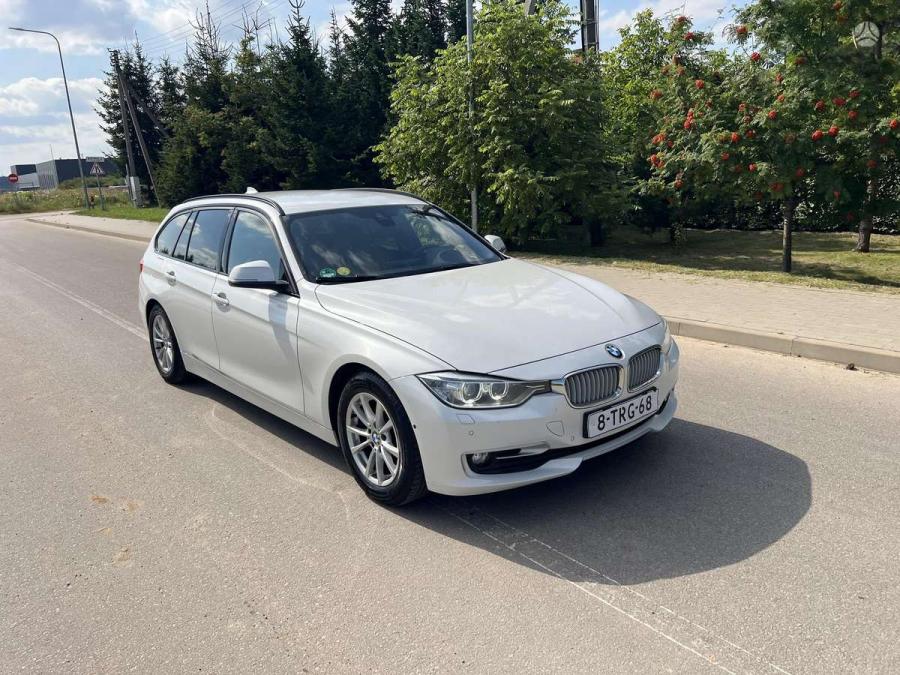 Balts BMW 320 2013 Kauņa, ar dzinēja tilpumu 2.00 L un nobraukumu 247 tūkst. km par 7850 €, foto 4 vietnē AUTOMOTO.COM.LV