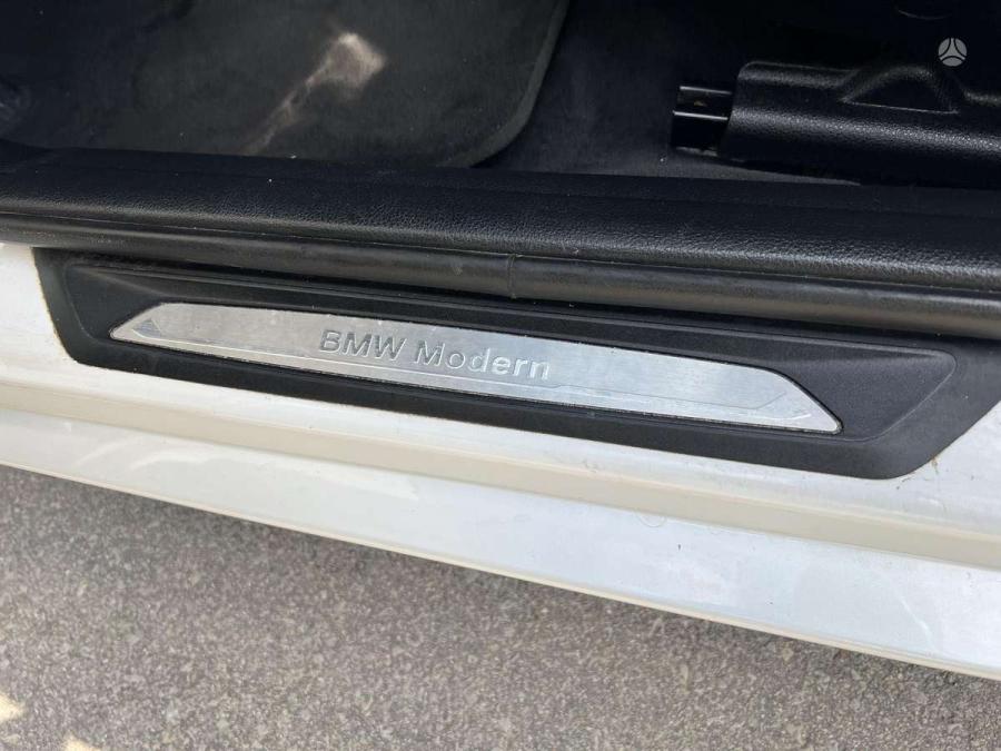 Balts BMW 320 2013 Kauņa, ar dzinēja tilpumu 2.00 L un nobraukumu 247 tūkst. km par 7850 €, foto 33 vietnē AUTOMOTO.COM.LV