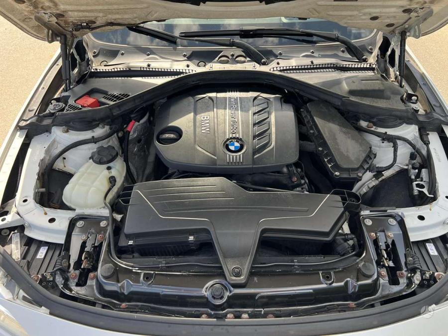 Balts BMW 320 2013 Kauņa, ar dzinēja tilpumu 2.00 L un nobraukumu 247 tūkst. km par 7850 €, foto 42 vietnē AUTOMOTO.COM.LV