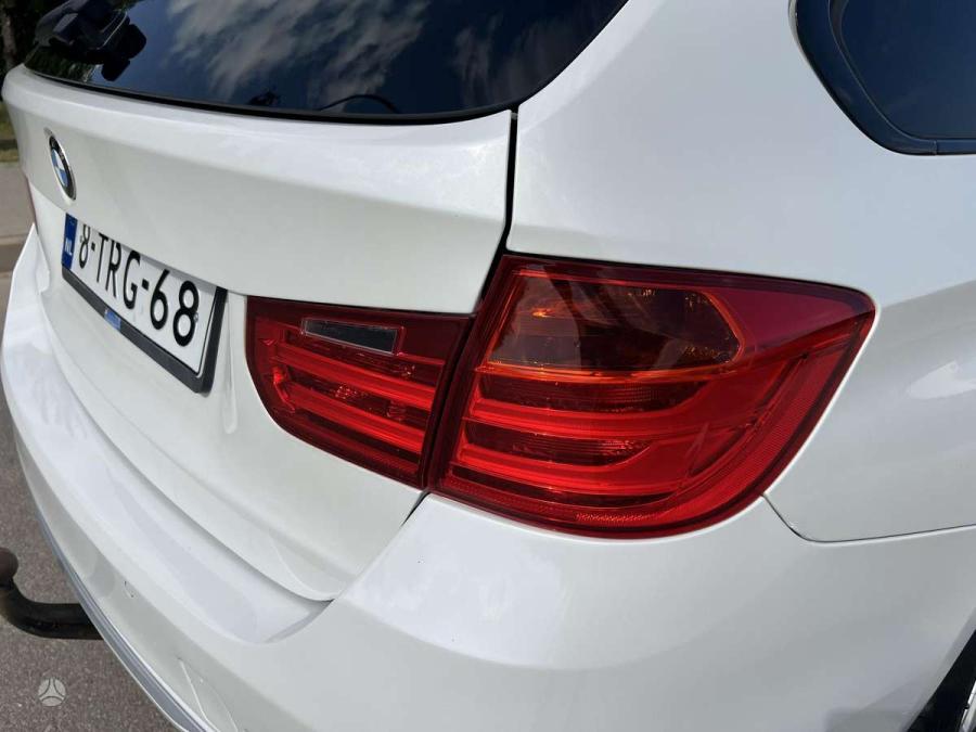 Balts BMW 320 2013 Kauņa, ar dzinēja tilpumu 2.00 L un nobraukumu 247 tūkst. km par 7850 €, foto 45 vietnē AUTOMOTO.COM.LV