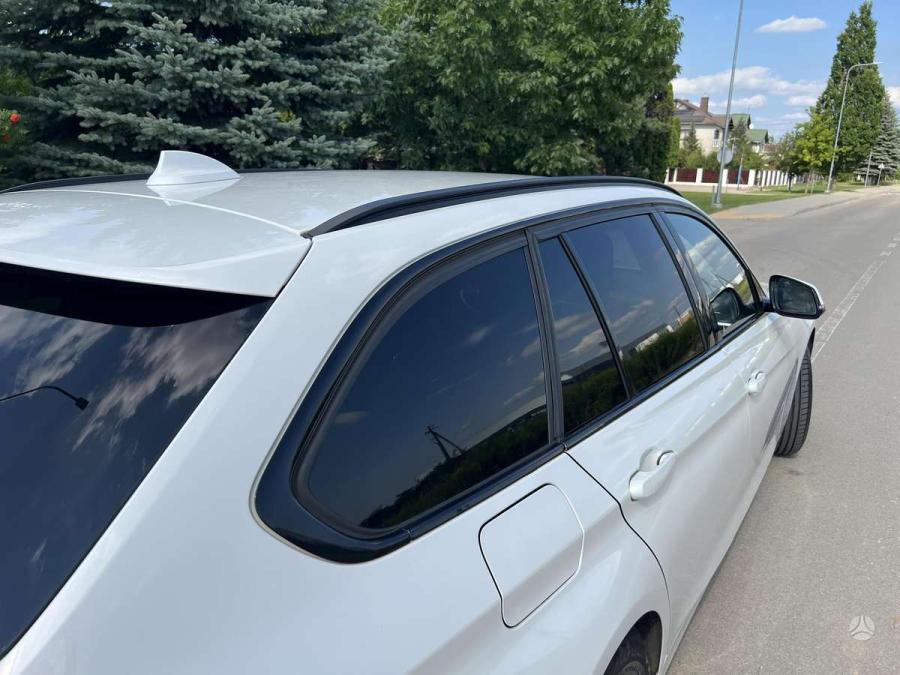 Balts BMW 320 2013 Kauņa, ar dzinēja tilpumu 2.00 L un nobraukumu 247 tūkst. km par 7850 €, foto 46 vietnē AUTOMOTO.COM.LV