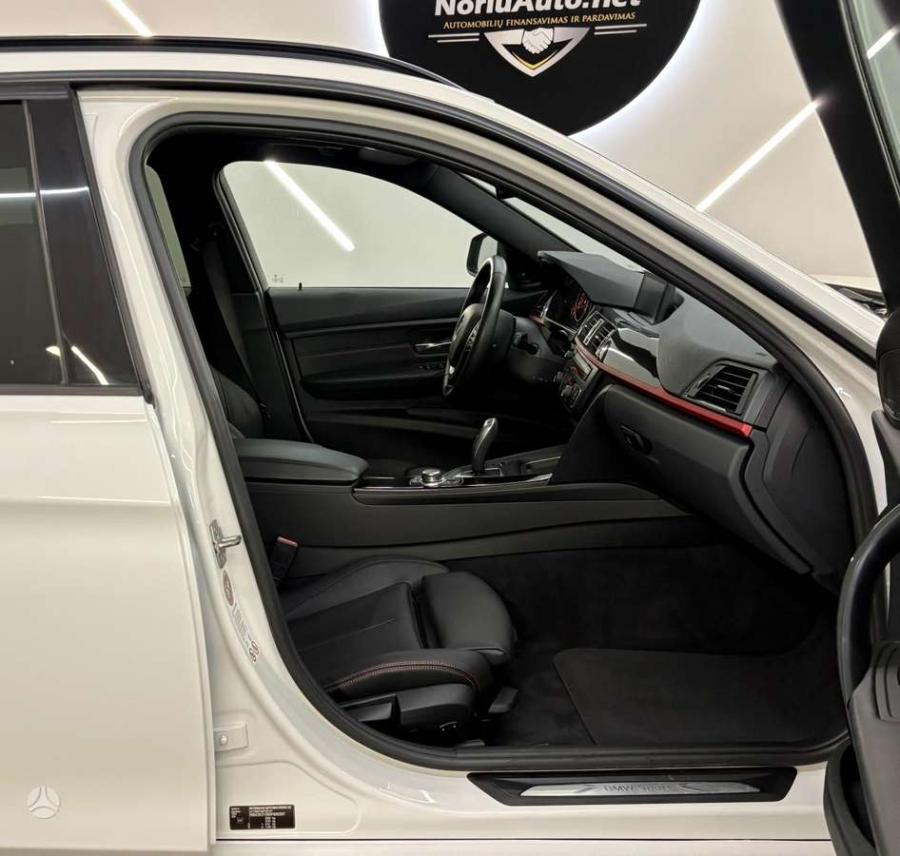 White BMW 320 2013 in Marijampole, with an engine capacity of 2.00 L and mileage of 287 thousand km for 9450 €, photo 14 on AUTOMOTO.COM.LV