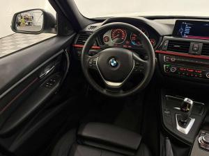 White BMW 320 2013 in Marijampole, with an engine capacity of 2.00 L and mileage of 287 thousand km for 9450 €, photo 20 on AUTOMOTO.COM.LV