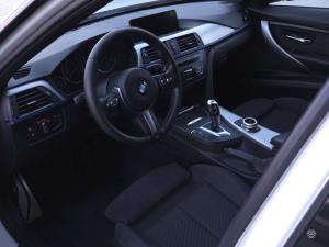 White BMW 320 2013 in Kaunas, with an engine capacity of 2.00 L and mileage of 300 thousand km for 9500 €, photo 10 on AUTOMOTO.COM.LV