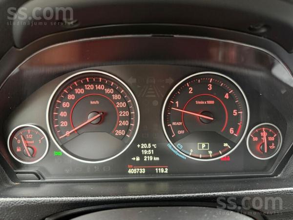 White BMW 320 2013 in Riga, with an engine capacity of 2.00 L and mileage of 406 thousand km for 8700 €, photo 10 on AUTOMOTO.COM.LV