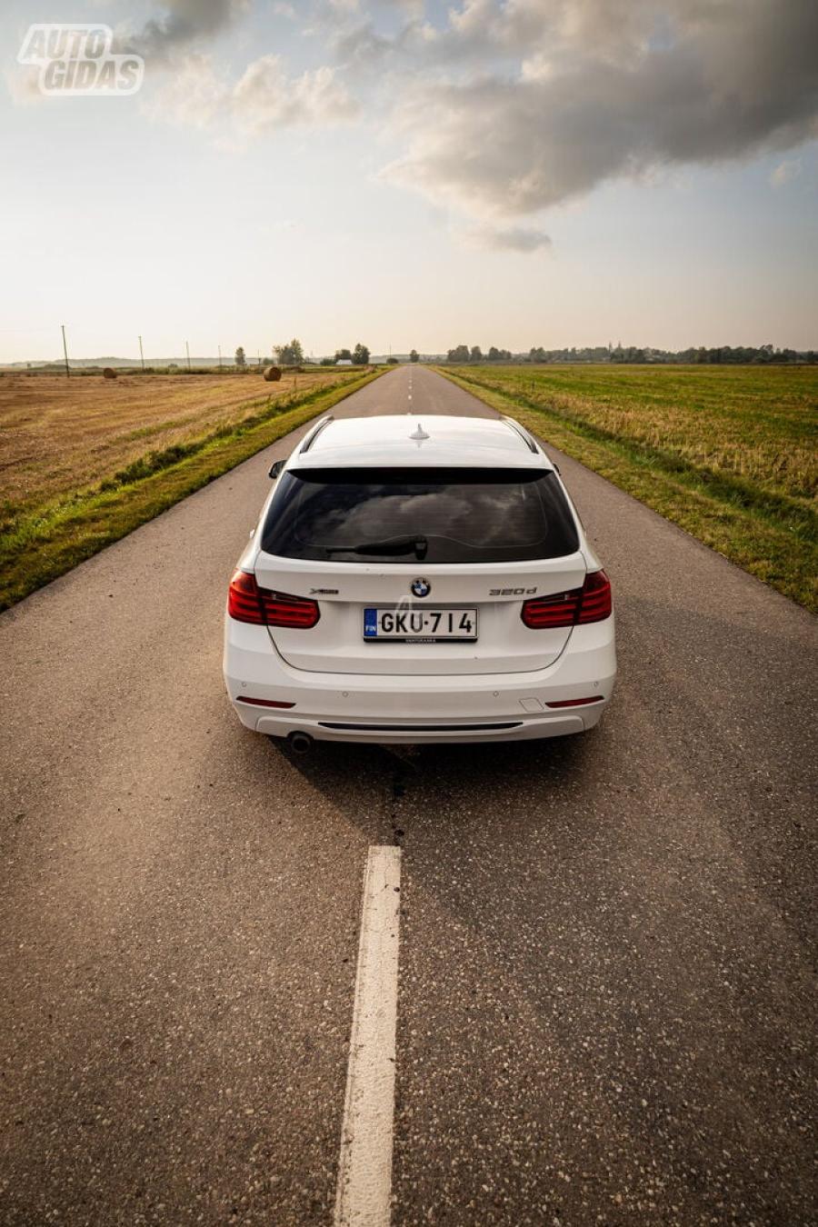 White BMW 320 2013 in Panevezys, with an engine capacity of 2.00 L and mileage of 343 thousand km for 6600 €, photo 6 on AUTOMOTO.COM.LV