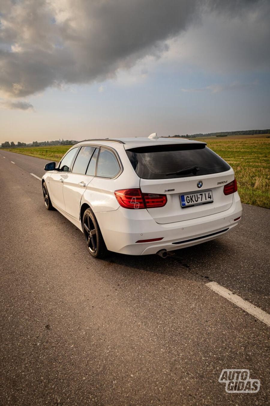 White BMW 320 2013 in Panevezys, with an engine capacity of 2.00 L and mileage of 343 thousand km for 6600 €, photo 7 on AUTOMOTO.COM.LV