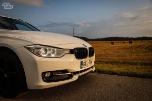 Balts BMW 320 2013 Panevēža, ar dzinēja tilpumu 2.00 L un nobraukumu 343 tūkst. km par 6600 €, foto  vietnē AUTOMOTO.COM.LV