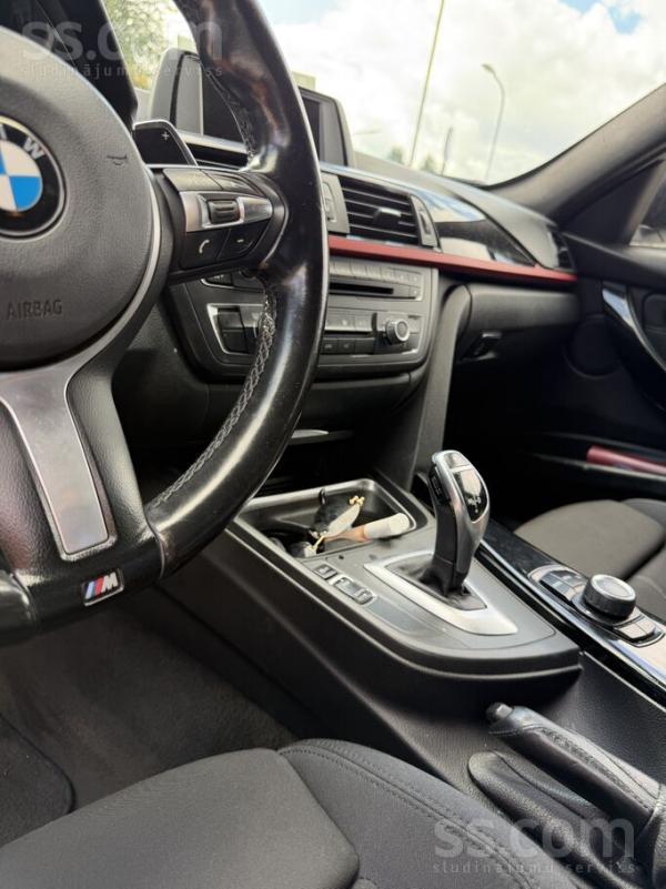 White BMW 320 2013 in Riga, with an engine capacity of 2.00 L and mileage of 155 thousand km for 9500 €, photo 4 on AUTOMOTO.COM.LV