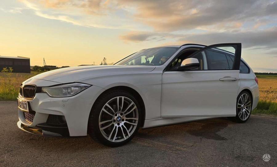 White BMW 320 2013 in Siauliai, with an engine capacity of 2.00 L and mileage of 305 thousand km for 7300 €, photo 10 on AUTOMOTO.COM.LV
