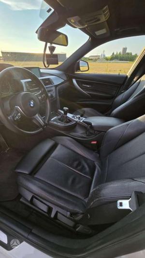 White BMW 320 2013 in Siauliai, with an engine capacity of 2.00 L and mileage of 305 thousand km for 7300 €, photo 13 on AUTOMOTO.COM.LV