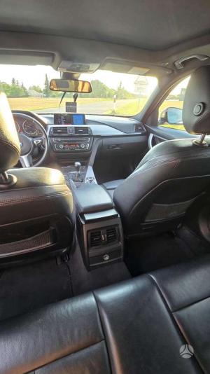 White BMW 320 2013 in Siauliai, with an engine capacity of 2.00 L and mileage of 305 thousand km for 7300 €, photo 14 on AUTOMOTO.COM.LV