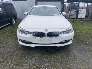 White BMW 320 2014 in Panevezys, with an engine capacity of 2.00 L and mileage of 240 thousand km for 6200 €, photo 2 on AUTOMOTO.COM.LV