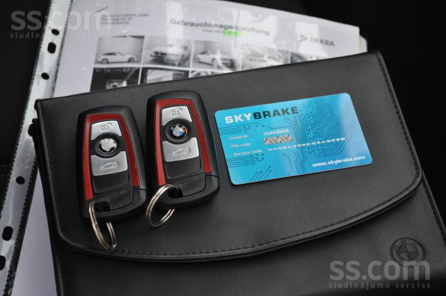 Balts BMW 320 2014 Cēsis, ar dzinēja tilpumu 2.00 L un nobraukumu 265 tūkst. km par 7800 €, foto 14 vietnē AUTOMOTO.COM.LV