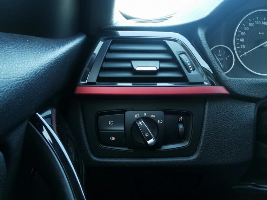 Balts BMW 320 2014 Rīga, ar dzinēja tilpumu 2.00 L un nobraukumu 288 tūkst. km par 8700 €, foto 21 vietnē AUTOMOTO.COM.LV