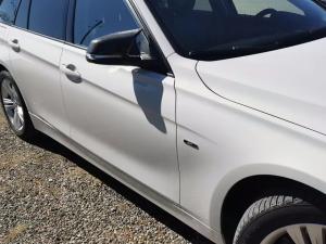 Balts BMW 320 2014 Kuldīga, ar dzinēja tilpumu 2.00 L un nobraukumu 288 tūkst. km par 8700 €, foto 6 vietnē AUTOMOTO.COM.LV