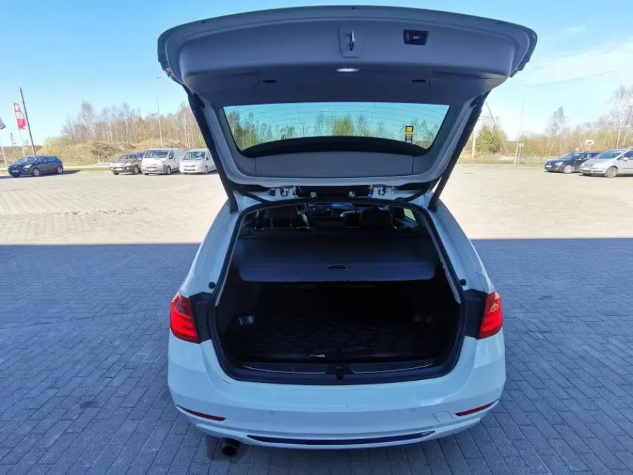 Balts BMW 320 2014 Kuldīga, ar dzinēja tilpumu 2.00 L un nobraukumu 288 tūkst. km par 8700 €, foto 22 vietnē AUTOMOTO.COM.LV