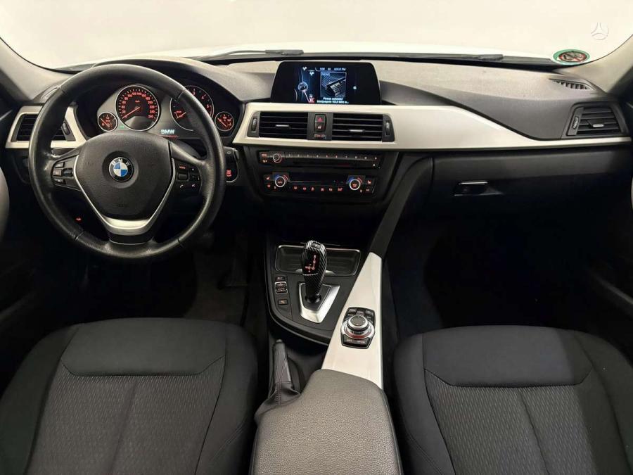 White BMW 320 2014 in Marijampole, with an engine capacity of 2.00 L and mileage of 277 thousand km for 8999 €, photo 9 on AUTOMOTO.COM.LV