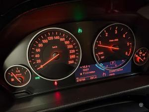 White BMW 320 2014 in Marijampole, with an engine capacity of 2.00 L and mileage of 277 thousand km for 8999 €, photo 18 on AUTOMOTO.COM.LV