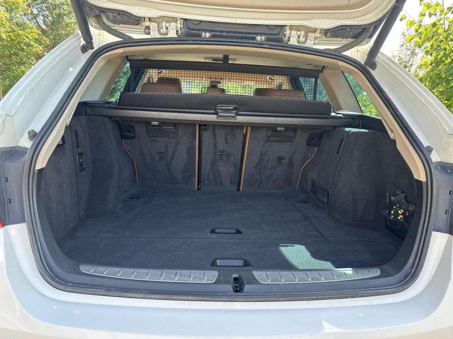 Balts BMW 320 2014 Viļņa, ar dzinēja tilpumu 2.00 L un nobraukumu 357 tūkst. km par 7400 €, foto 11 vietnē AUTOMOTO.COM.LV