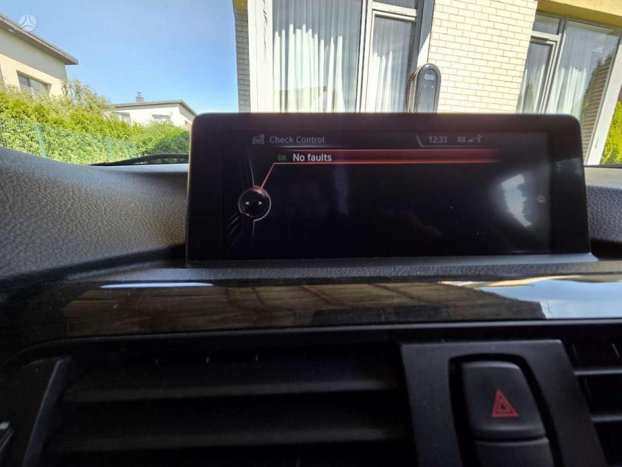 Balts BMW 320 2014 Viļņa, ar dzinēja tilpumu 2.00 L un nobraukumu 357 tūkst. km par 7400 €, foto 25 vietnē AUTOMOTO.COM.LV