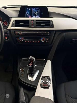 Balts BMW 320 2014 Marijampole, ar dzinēja tilpumu 2.00 L un nobraukumu 277 tūkst. km par 8999 €, foto 20 vietnē AUTOMOTO.COM.LV