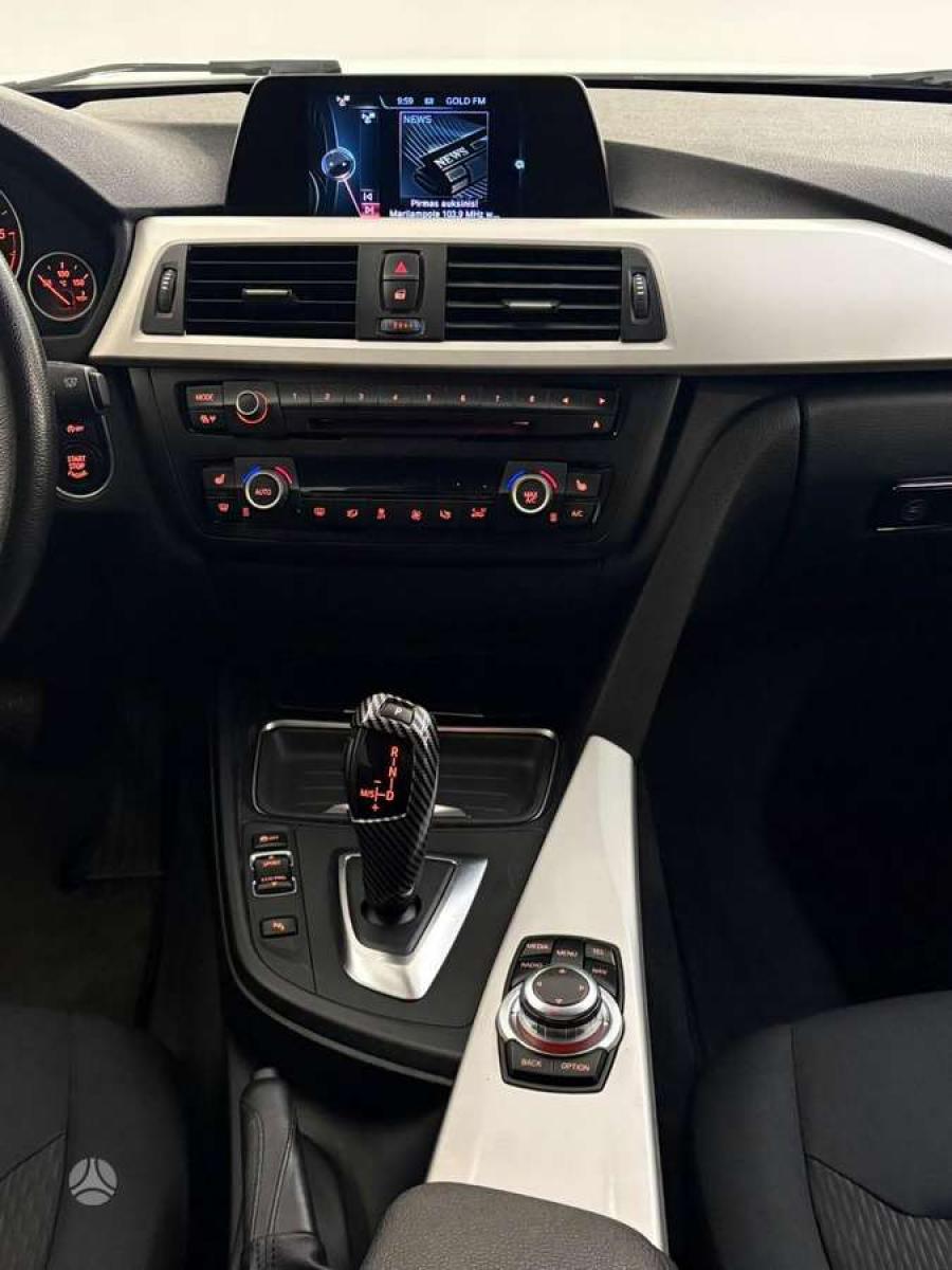 Balts BMW 320 2014 Marijampole, ar dzinēja tilpumu 2.00 L un nobraukumu 277 tūkst. km par 8999 €, foto 20 vietnē AUTOMOTO.COM.LV