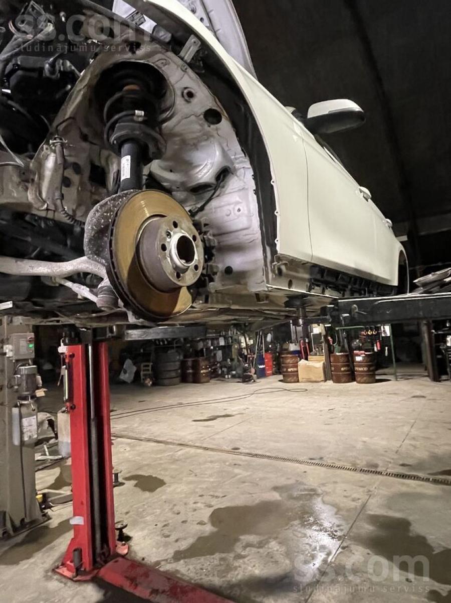 Balts BMW 320 2014 Jēkabpils, ar dzinēja tilpumu 2.00 L un nobraukumu 270 tūkst. km par 8300 €, foto 23 vietnē AUTOMOTO.COM.LV