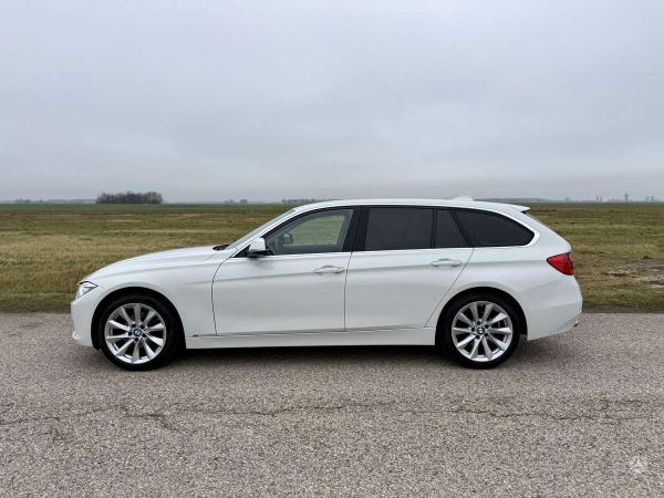 White BMW 320 2015 in Vilkaviskis, with an engine capacity of 2.00 L and mileage of 301 thousand km for 8200 €, photo 5 on AUTOMOTO.COM.LV