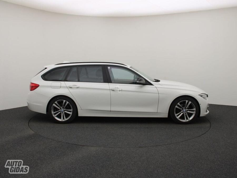 Balts BMW 320 2015 Viļņa, ar dzinēja tilpumu 2.00 L un nobraukumu 263 tūkst. km par 10999 €, foto 9 vietnē AUTOMOTO.COM.LV