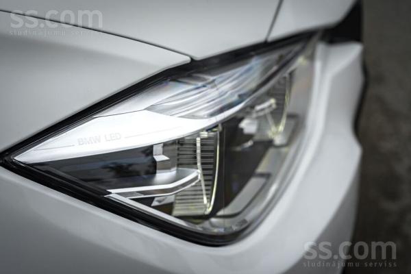 White BMW 320 2015 in Riga, with an engine capacity of 2.00 L and mileage of 272 thousand km for 13500 €, photo 10 on AUTOMOTO.COM.LV